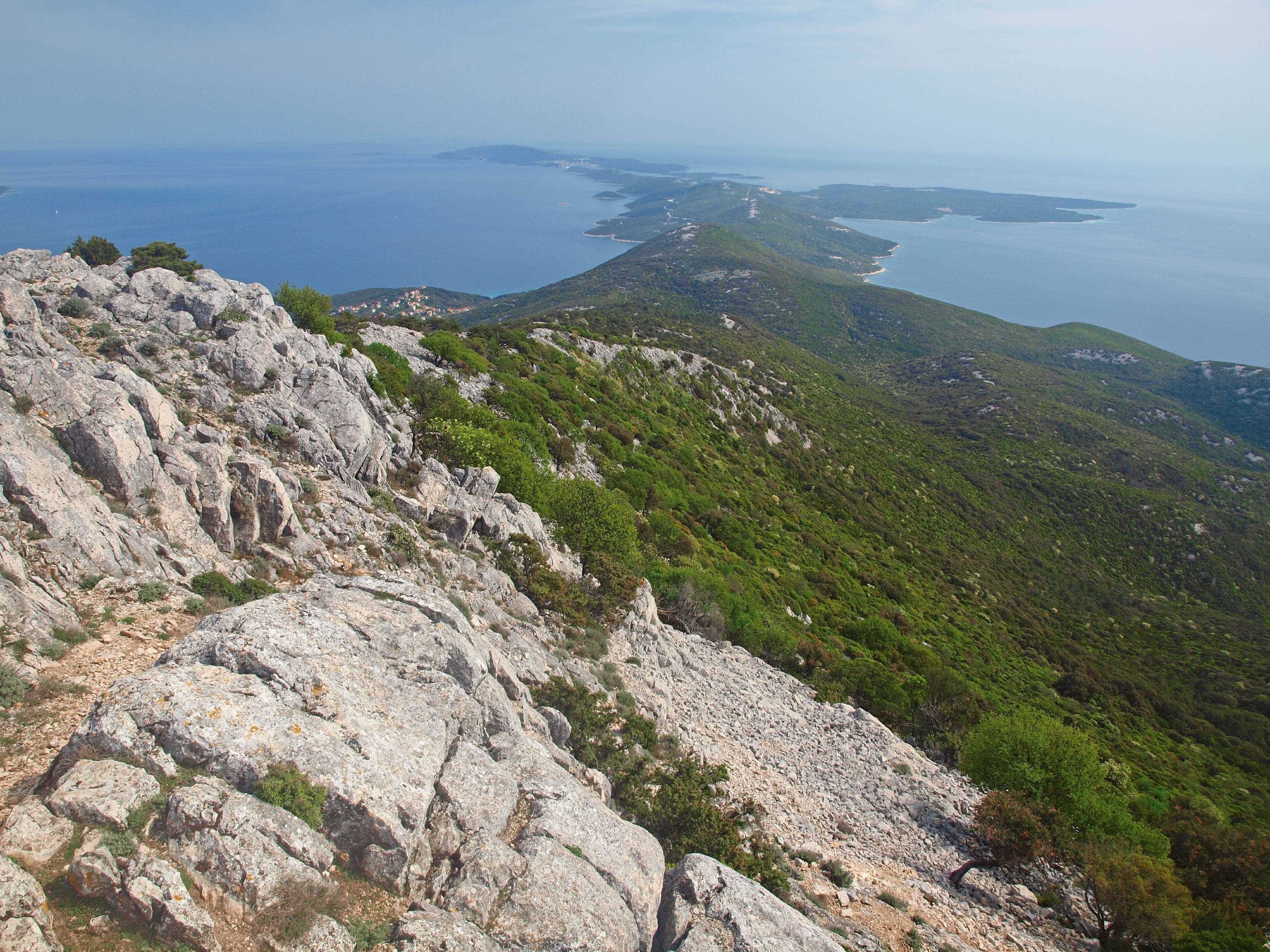 Osorščica-hegy - gyönyörű kilátás Velebitre | Croatia.hr