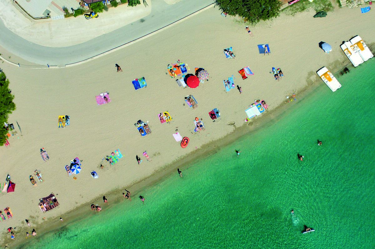 Bijeca Beach - Sandy beach in Medulin | Croatia.hr