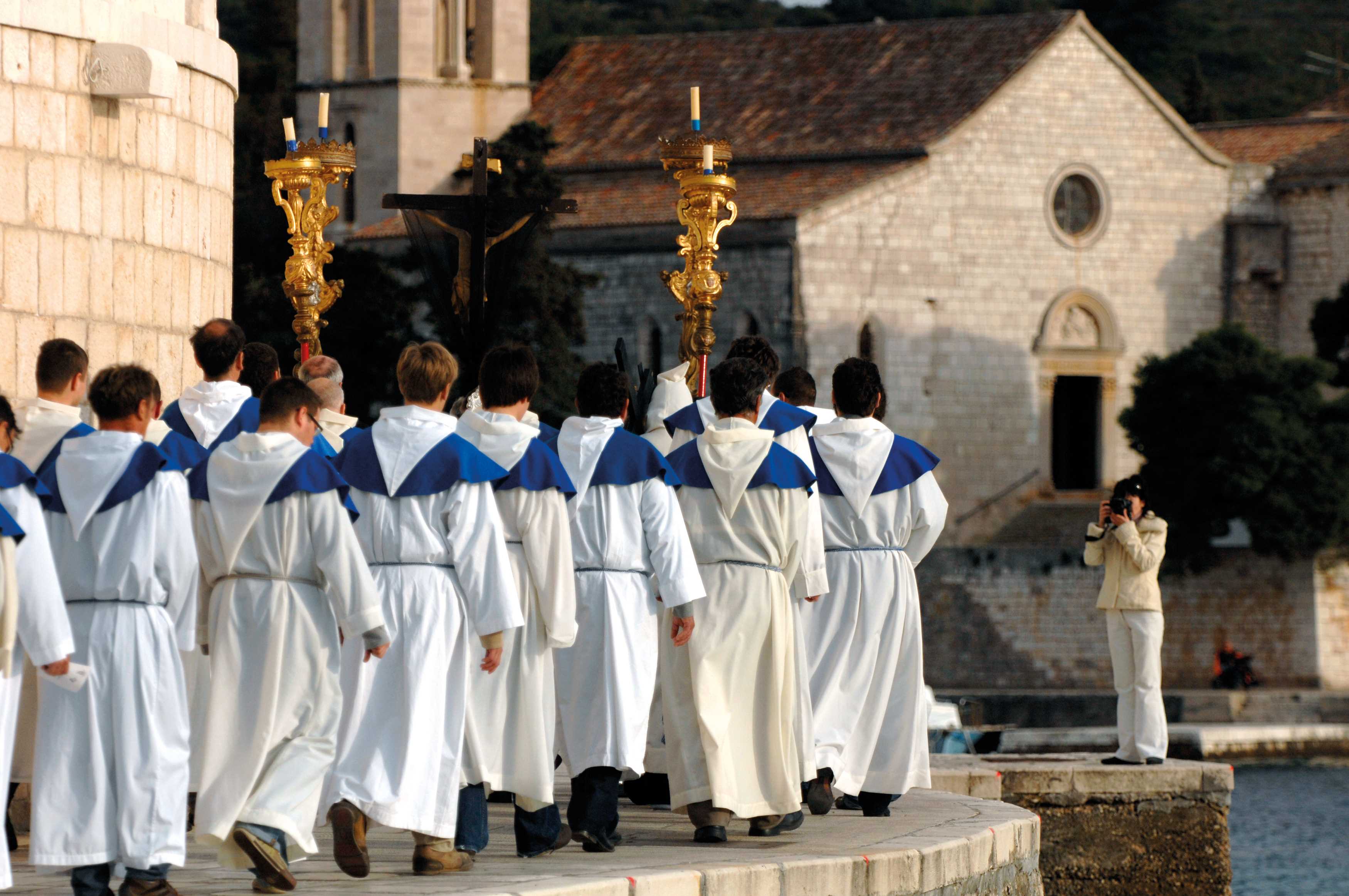 Procesija na otoku Hvaru - zaštićeno UNESCO-om | Croatia.hr